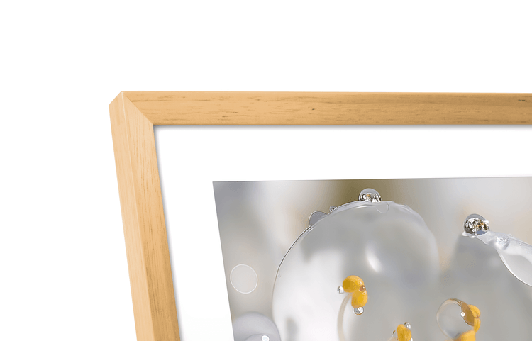 Skylight Frame 2 | Digital Picture Frame