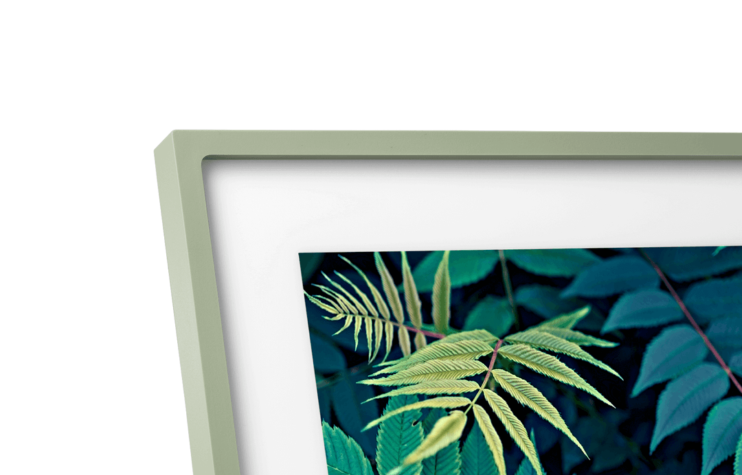 Skylight Frame 2 | Digital Picture Frame